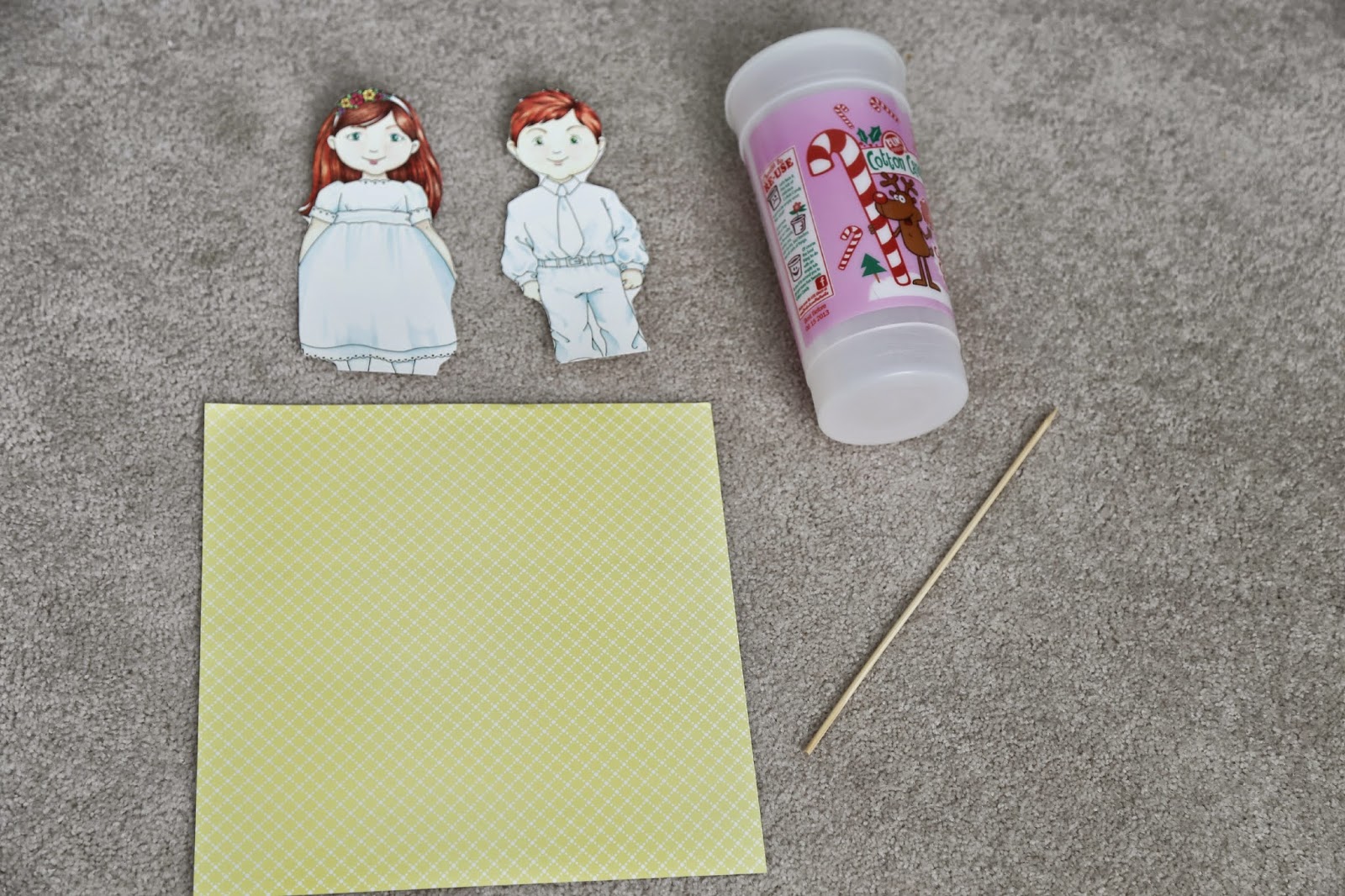 How To Make a Peek-a-boo Puppet | Making Life Blissful