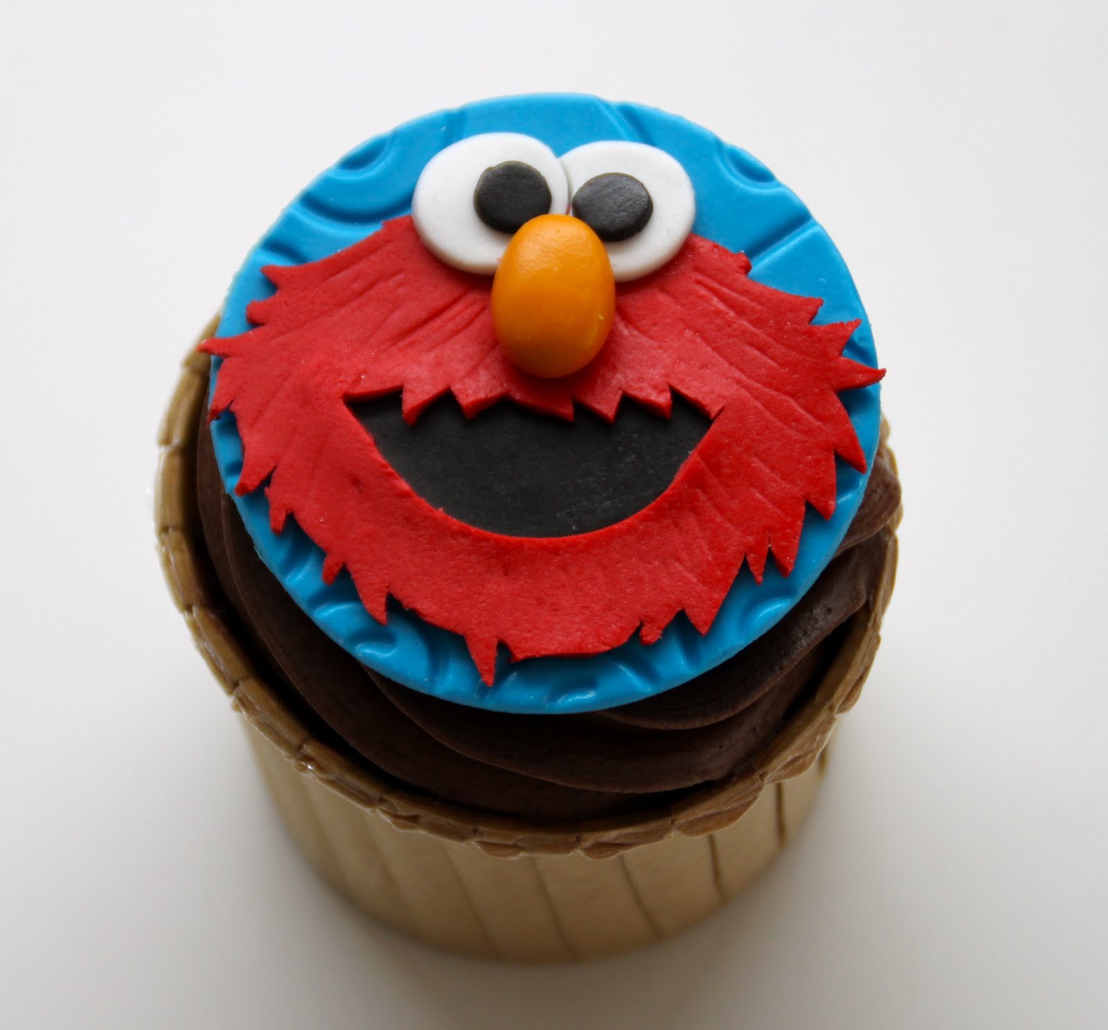 Celebrate with Cake!: Cartoon Character Cupcakes