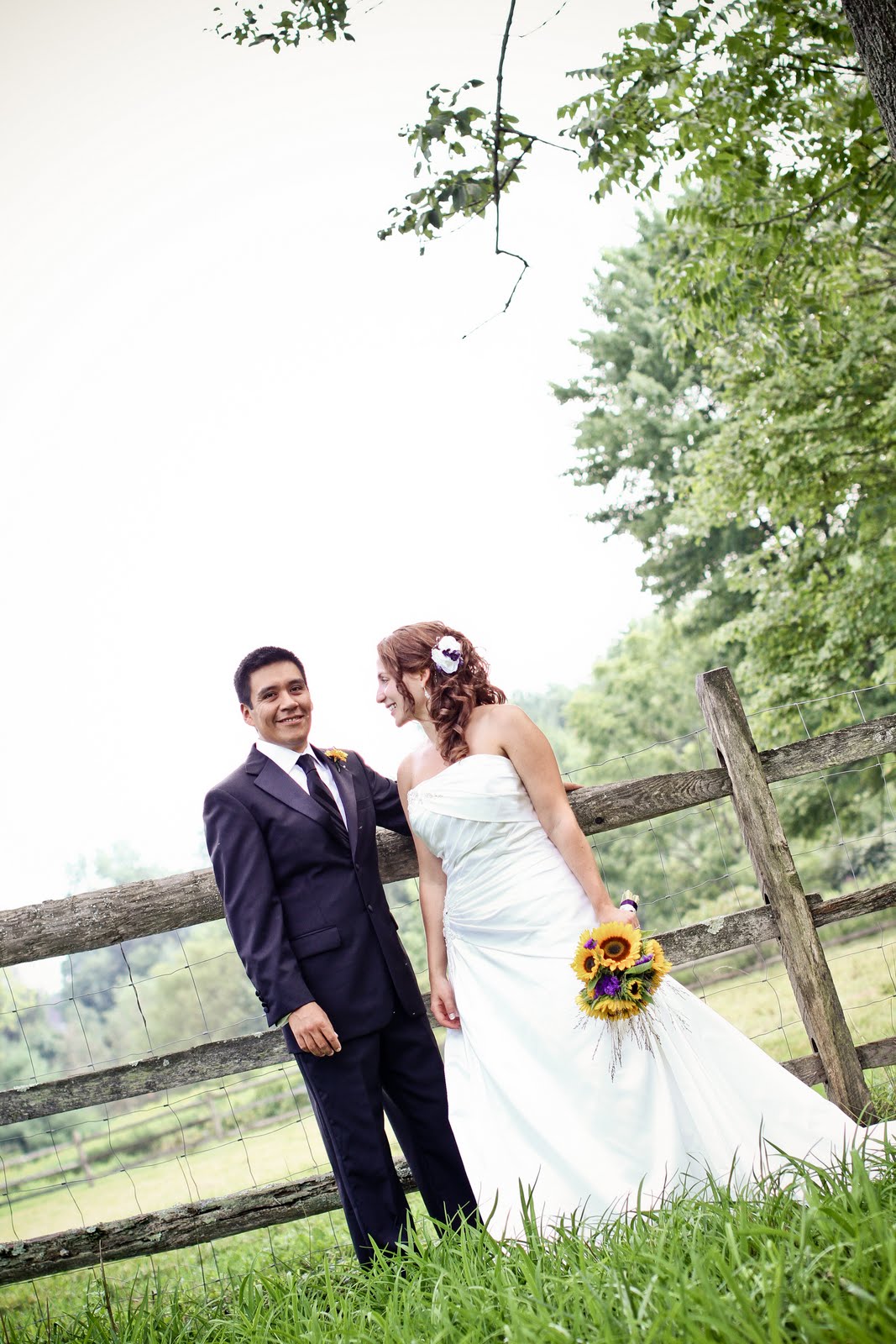 H. Kurtz Photography: Alfredo + Janell: Weaver's Orchard Wedding