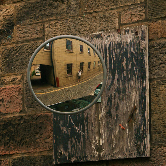 Graphics Think Tank: 50+ Stunning Examples Reflection and Mirror ...