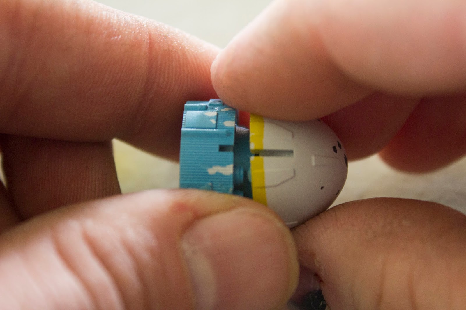 Bandai Y-Wing Starfighter Model Build: Part V Engine nacelle lighting ...