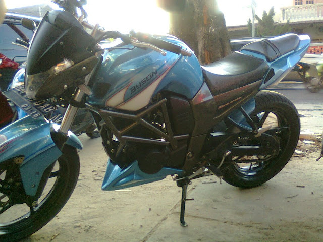 Angon KeBo: byson biru ala ducati