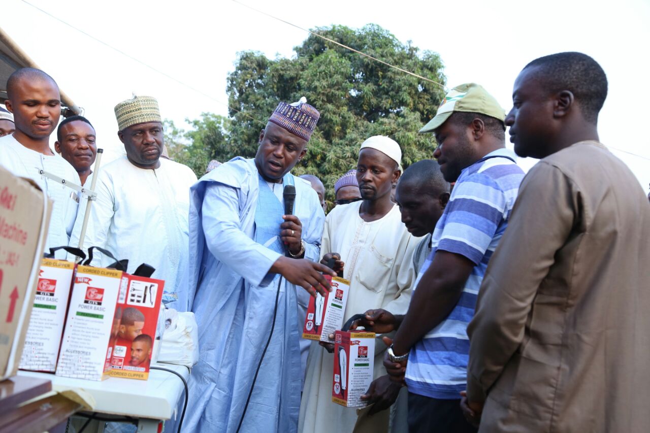 Dr Kelly Nwogu and his LSI team redeemed their pledge to the people of Bida