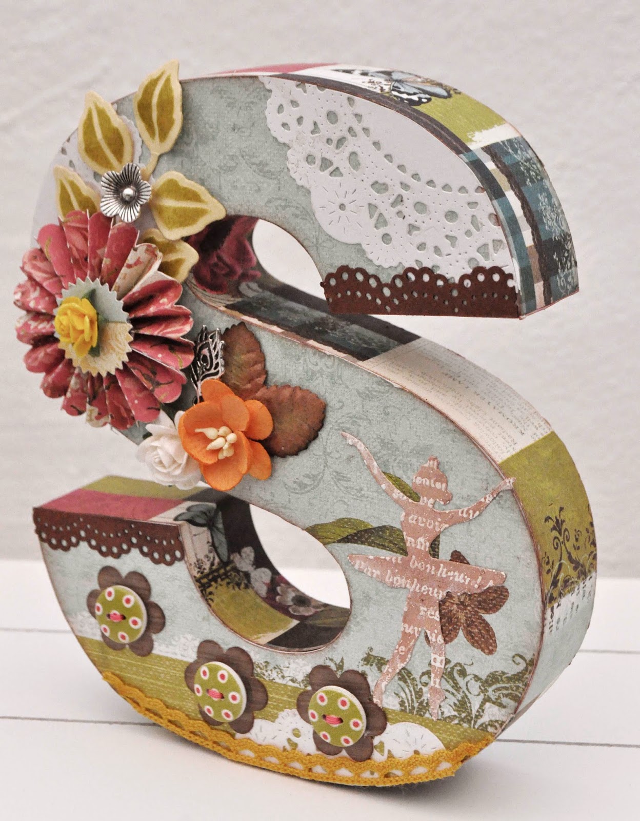 El cajón del scrap: Letras decoradas con scrapbooking