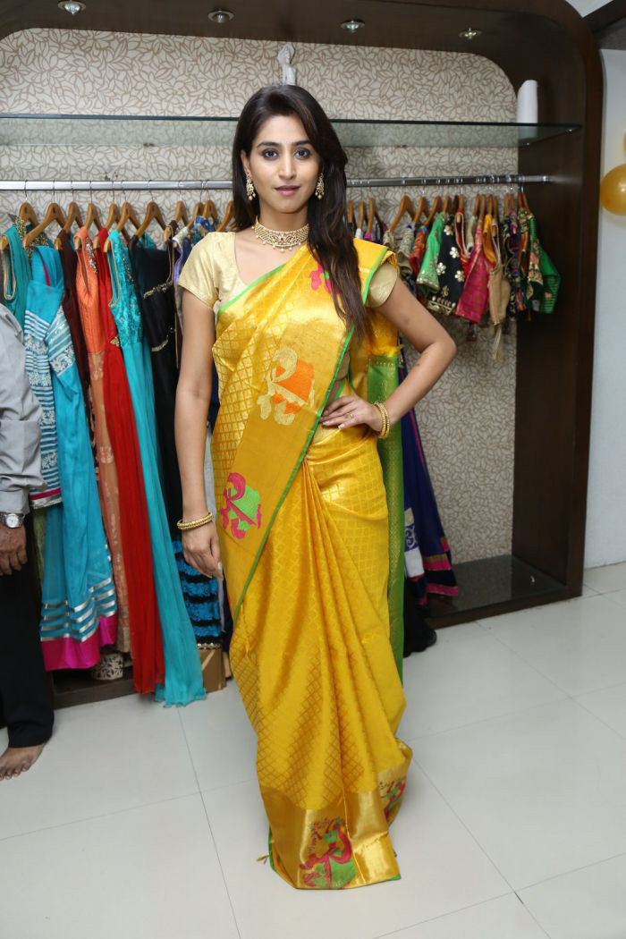 Varshini Sounderajan at Sri Krishna Silks Anniversary Celebrations ...