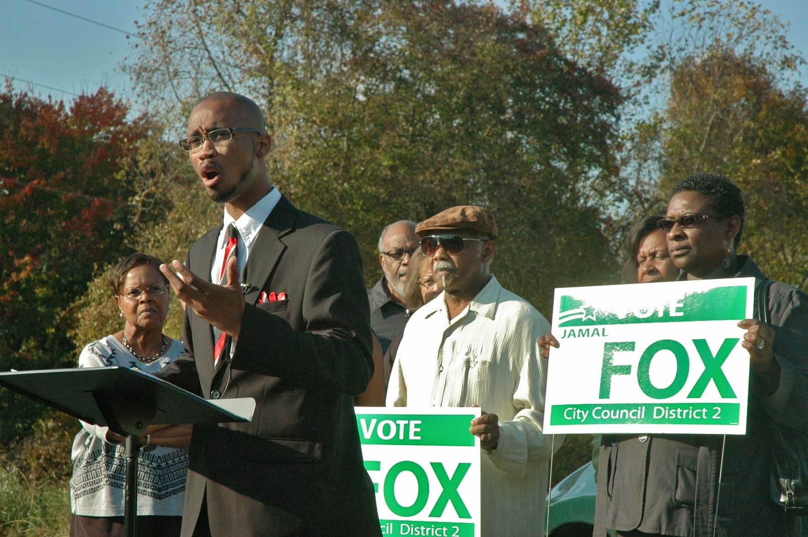 Fox holds press conference, Kee contradicts himself | Spiky Green Plant