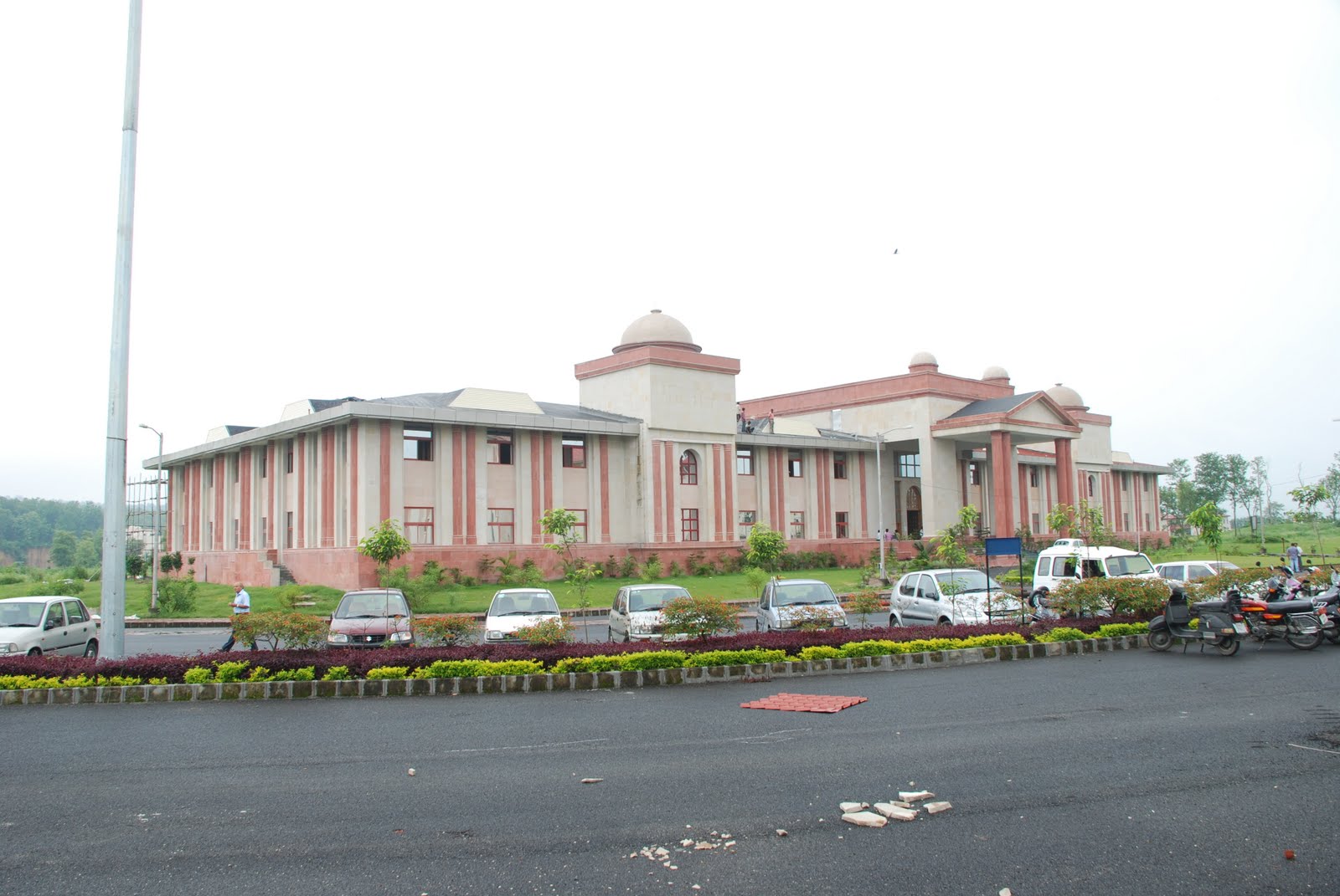 DOON UNIVERSITY: Photo Gallery