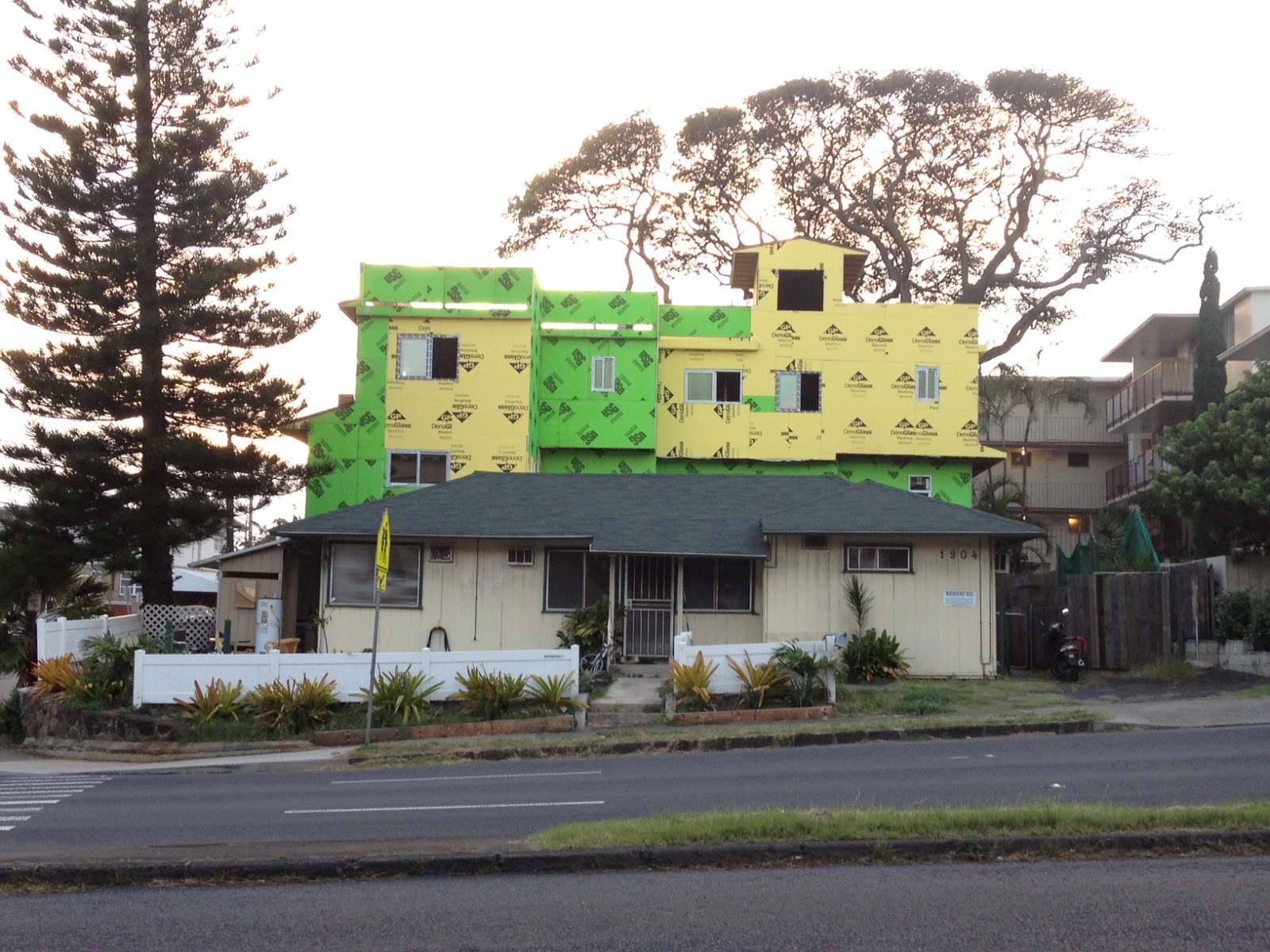 DSA News: Urban Observation: Funny (or Sad?) House Addition