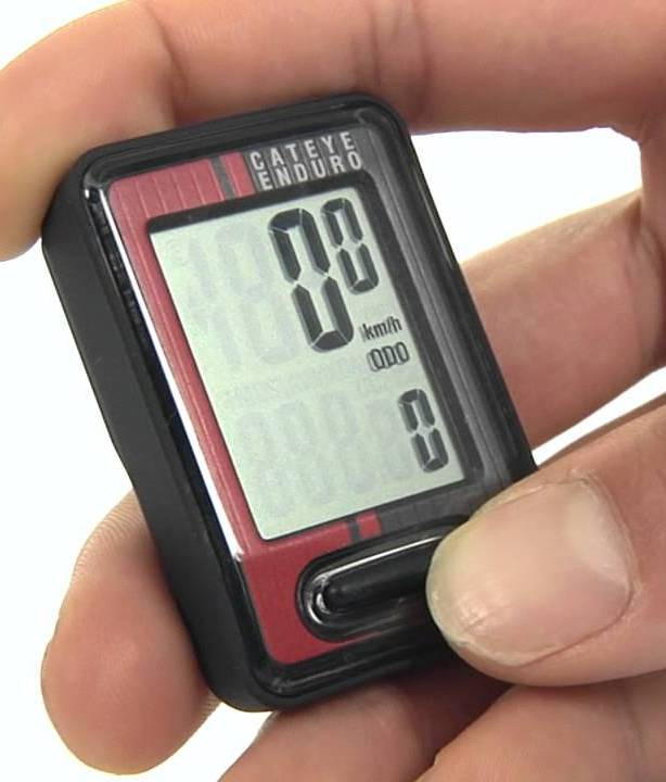 Strada 191 Onderweg Met Tante Lies Als De Batterij Van Je Cateye Enduro Leeg Is ga Je Bijna strada-191-onderweg-met-tante-lies-als-de-batterij-van-je-cateye-enduro-leeg-is-ga-je-bijna