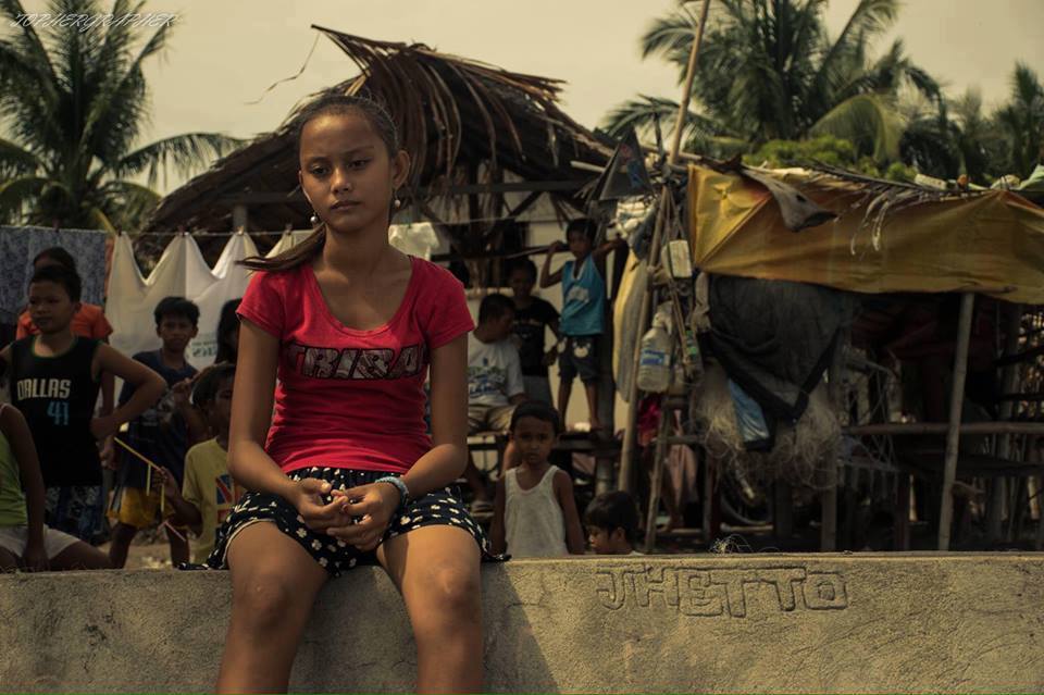 10 FOTO: Ingat Lagi PENGEMIS JALANAN Yang Comel Ini? Dia Kini POPULAR ...