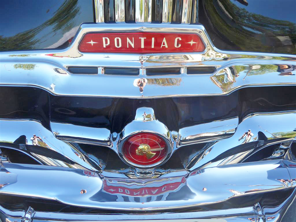 American Auto Emblems: PONTIAC