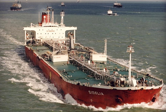 'ZIEN EN WETEN': SHELL TANKERS VLOTEN EN HUN EINDE. (DEEL 1-B)