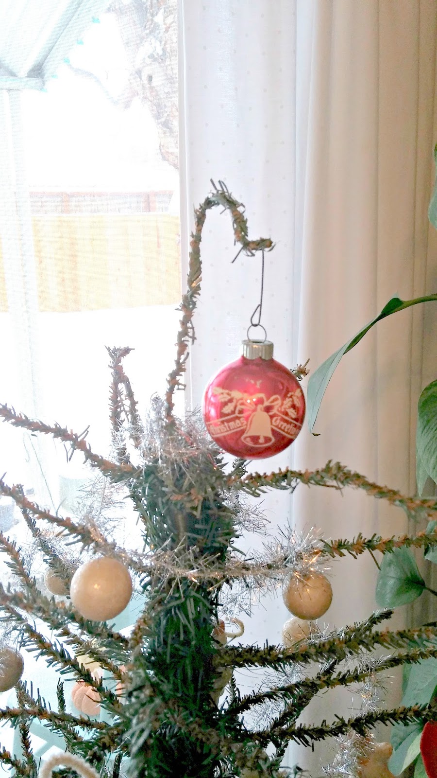 Christmas Decorating - A Deconstructed Christmas Tree - Little Vintage ...