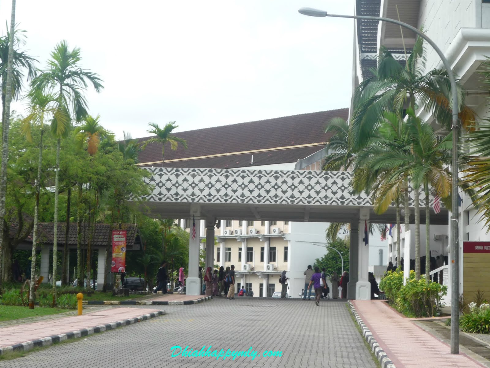 dhiah ss501: MASJID SULTAN ISMAIL,DEWAN SULTAN ISKANDAR, UTM,UNIVERSITI ...