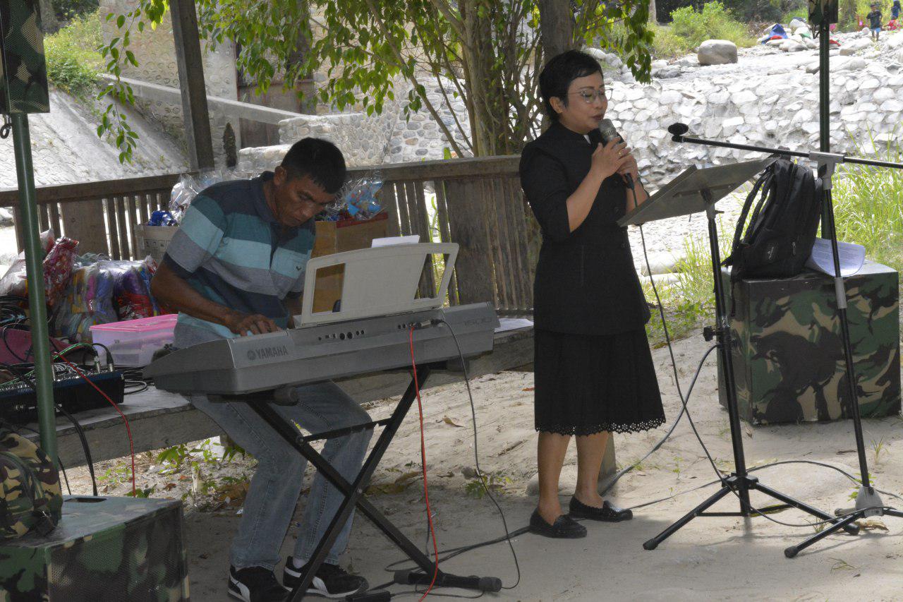 Korem 132/Tadulako : Ibadah Padang Sebagai Sarana Membangun Kebersamaan ...