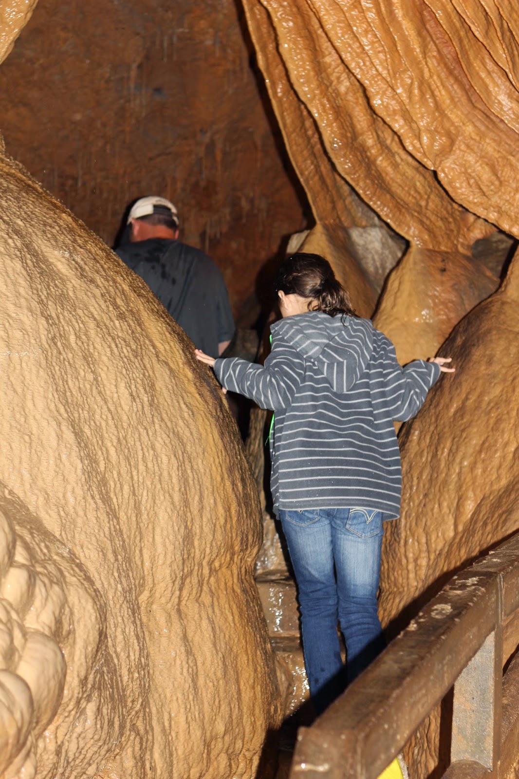 Gust Gab: Talking Rocks Cavern - Branson, Missouri