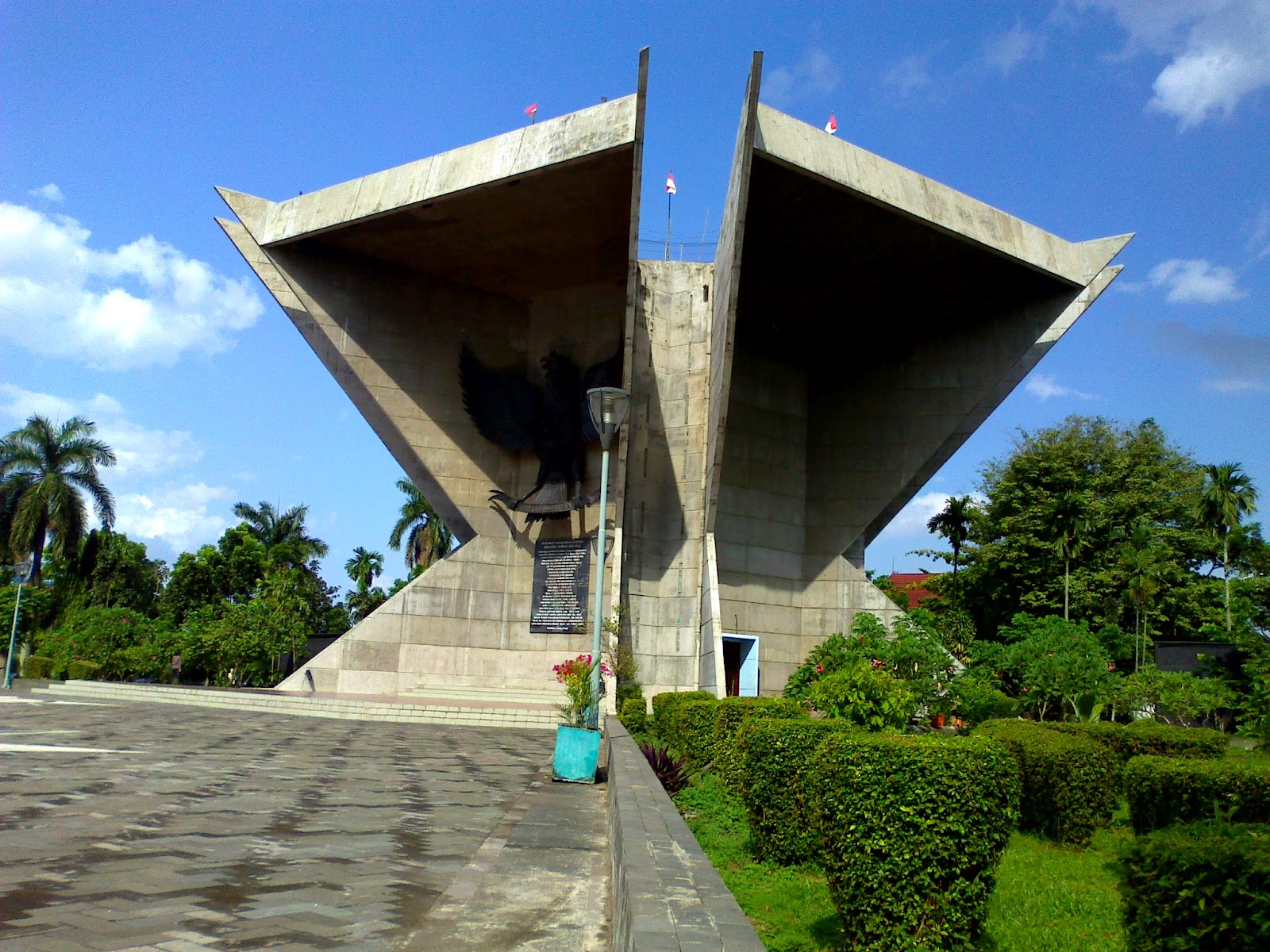 Tourism Object and Attraction: The Symbolize of MONPERA (Monumen ...