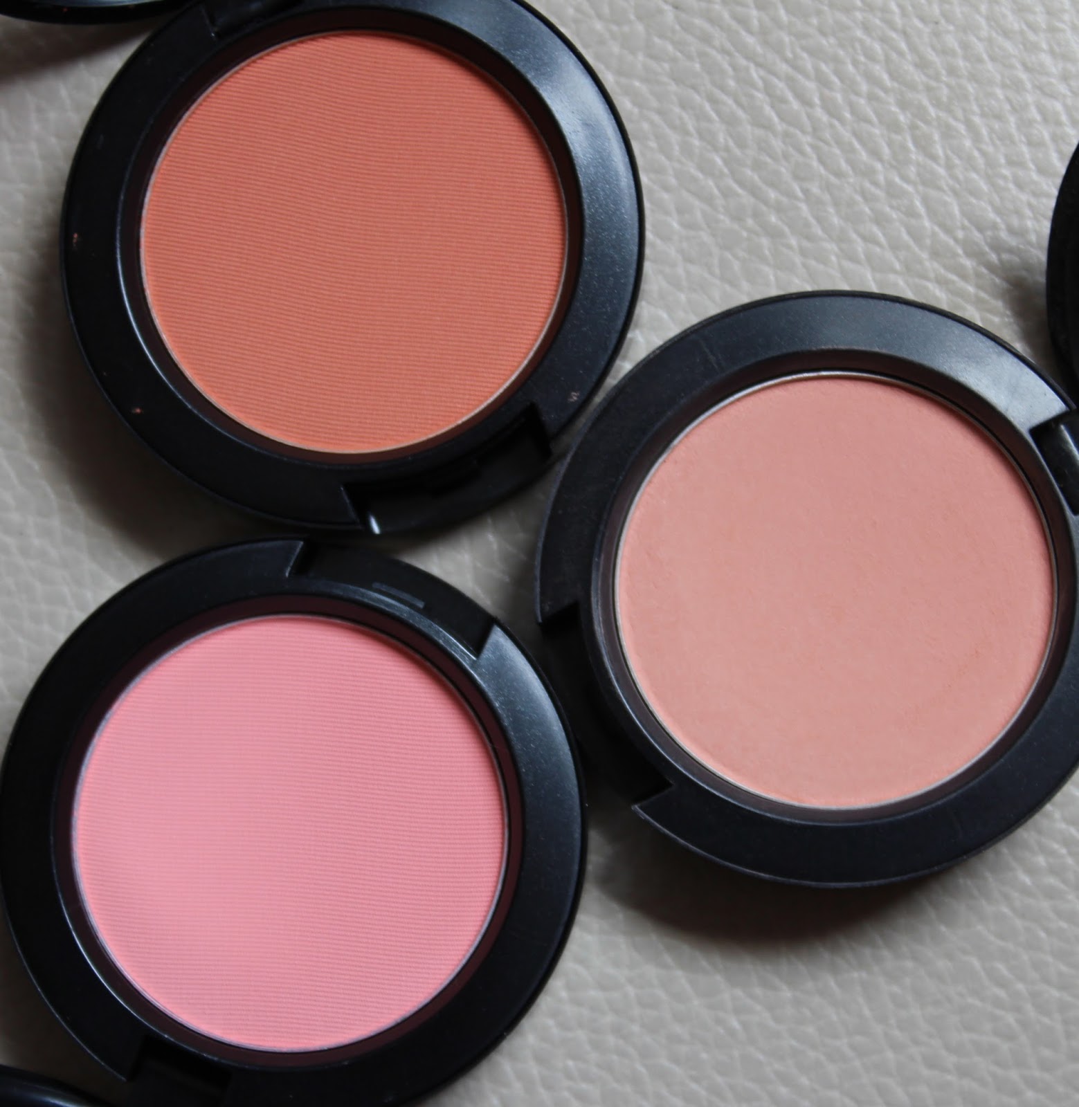 MAC rumenilo iz All About Orange kolekcije - Royal Sunset + DARIVANJE ...