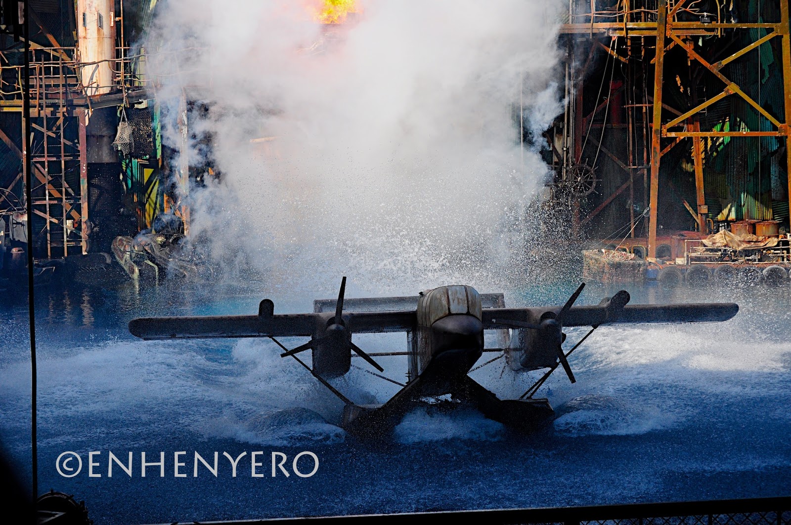 braggies: Universal Studios Singapore : Waterworld