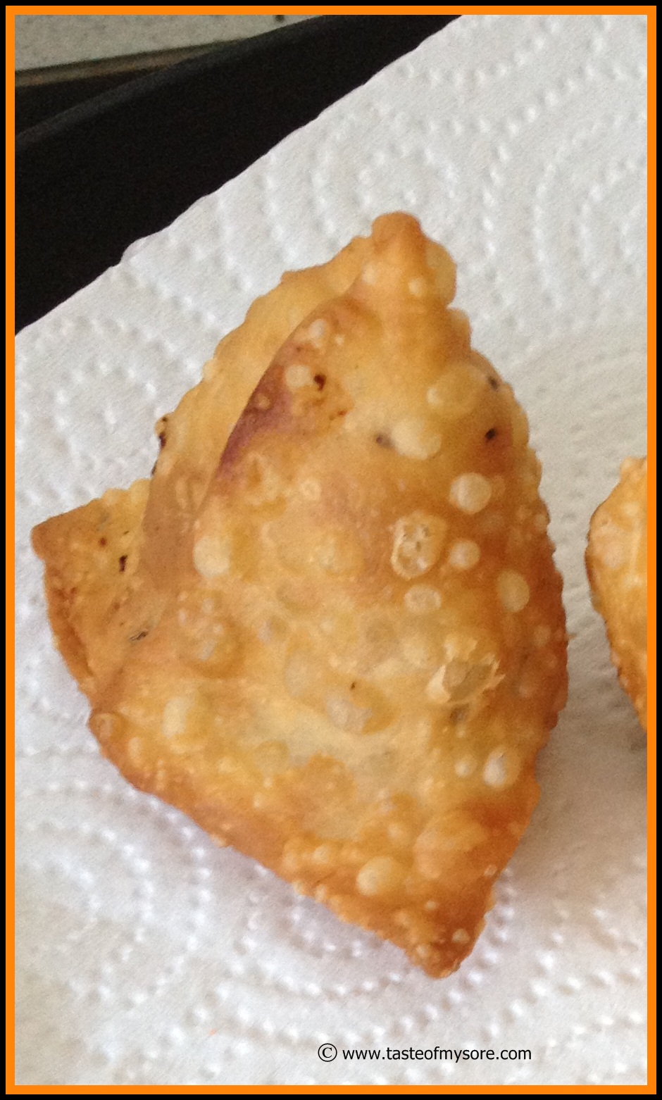 Taste of Mysore: Samosa