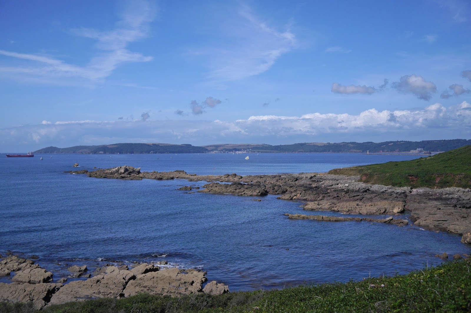 Walking in the country: Warren Point to Mount Batten (South West Coast ...