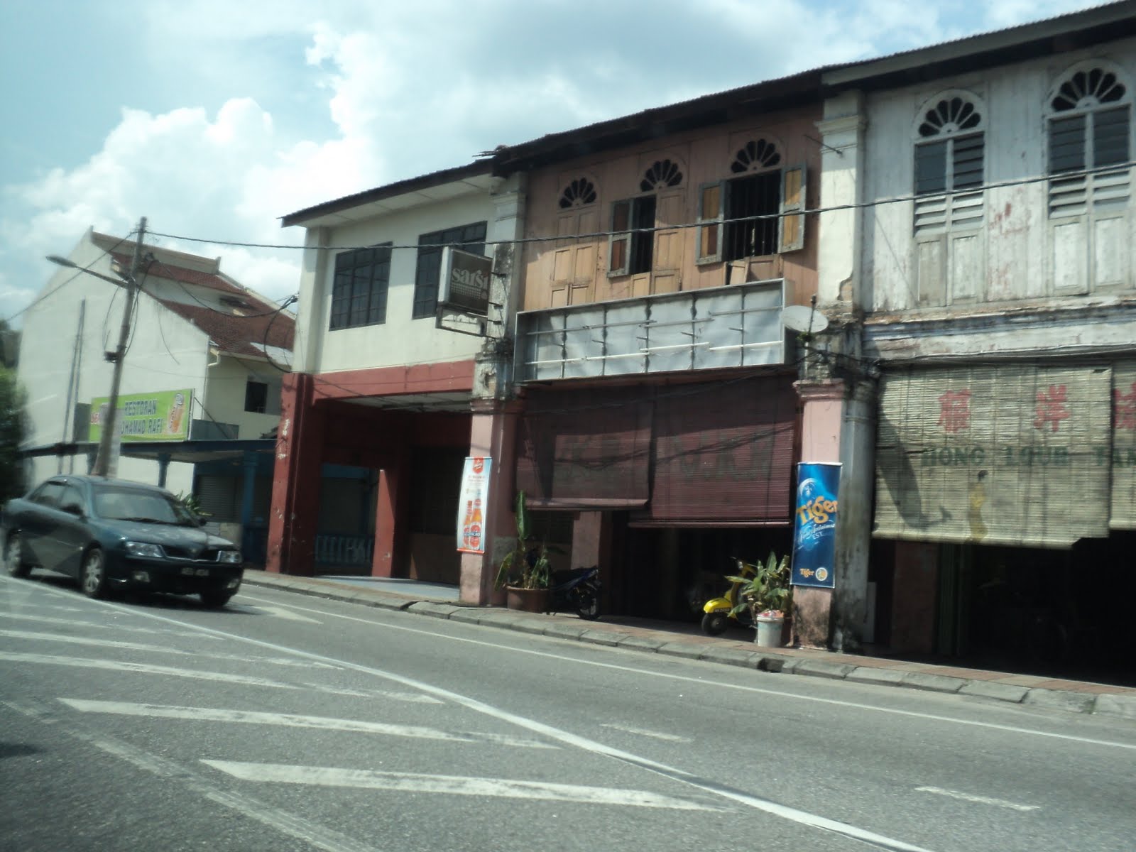 KOLEKSI PAK MAT TAHIR BARANGAN OLD SKOOL: Bangunan Lama Kg.Kepayang,Perak.