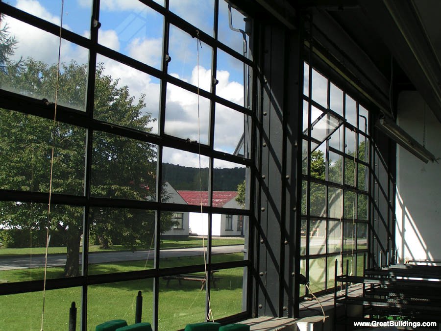 Contextual Studies in Product/ Spatial Design 2015-2016: Walter Gropius ...