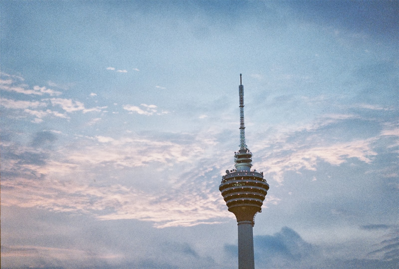 FilmFun: An Evening on the KL Helipad - 'Helipad Cafe'