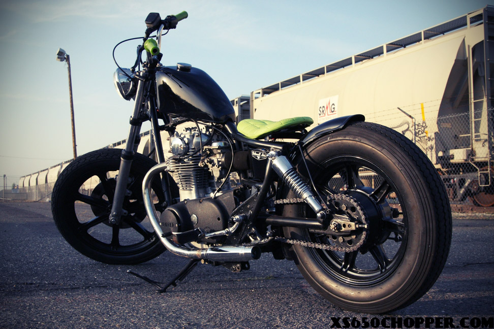 :: free the wheels ::: Swingarm Bobber?