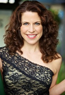 Who is that actor, actress in that TV commercial?: Cascade Platinum ...