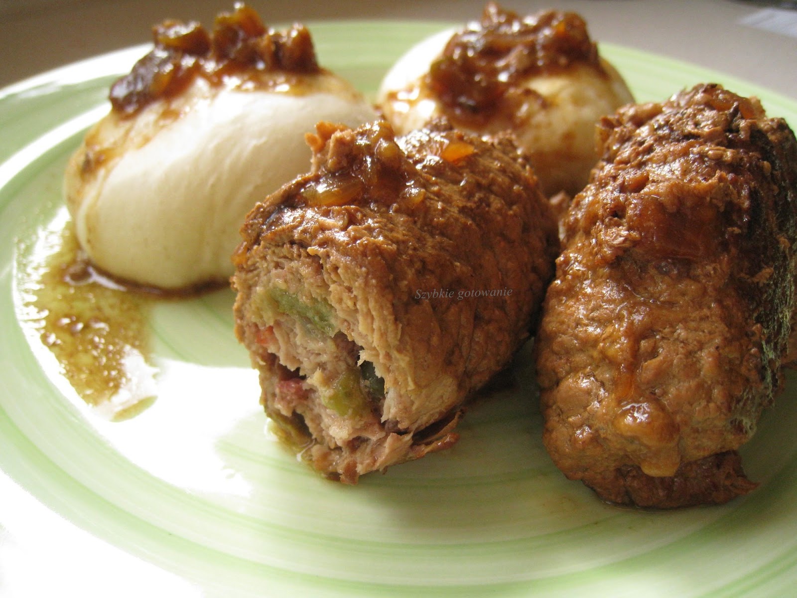 Szybkie gotowanie : Zrazy wołowe po poznańsku