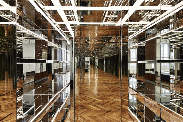 Smartologie: Givenchy Opens First Flagship Store in Italy