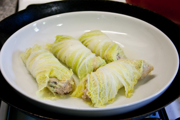 3 hungry tummies: Steamed Stuffed Chinese Cabbage Rolls 蒸大白菜卷 ...