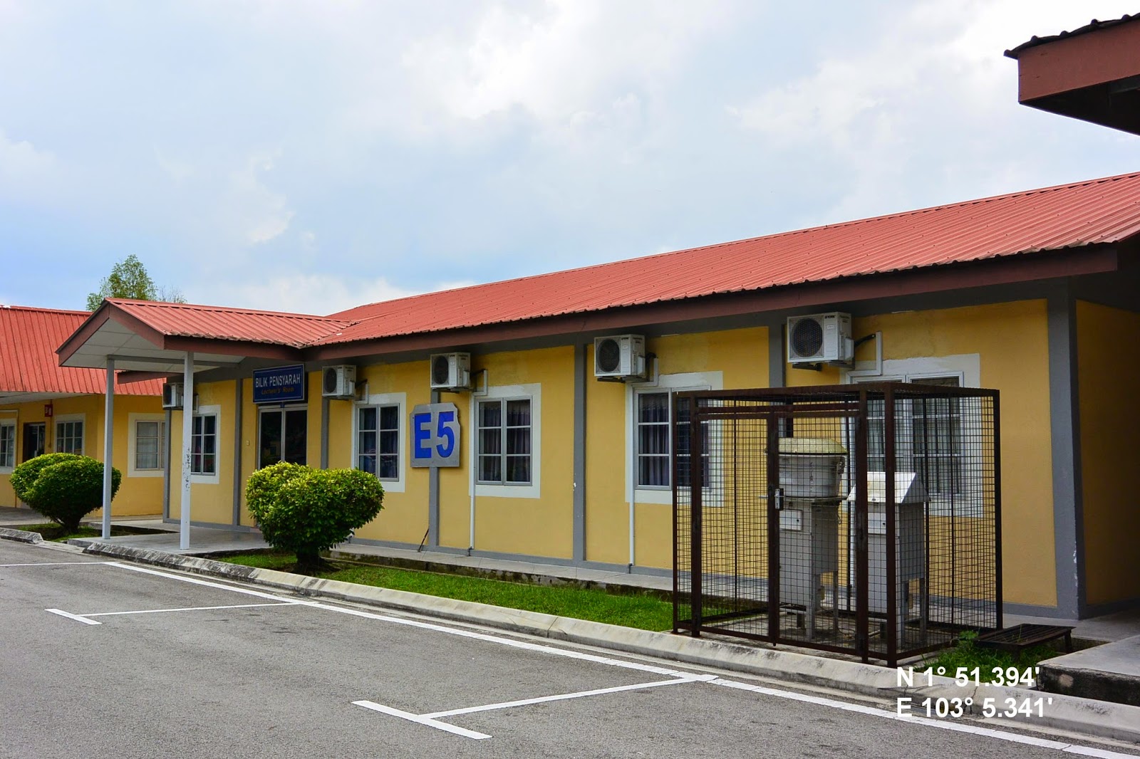 UTHM images: bangunan UTHM