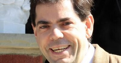 Eye on The Record: After 7 months in obscurity, editor emerges with a ...