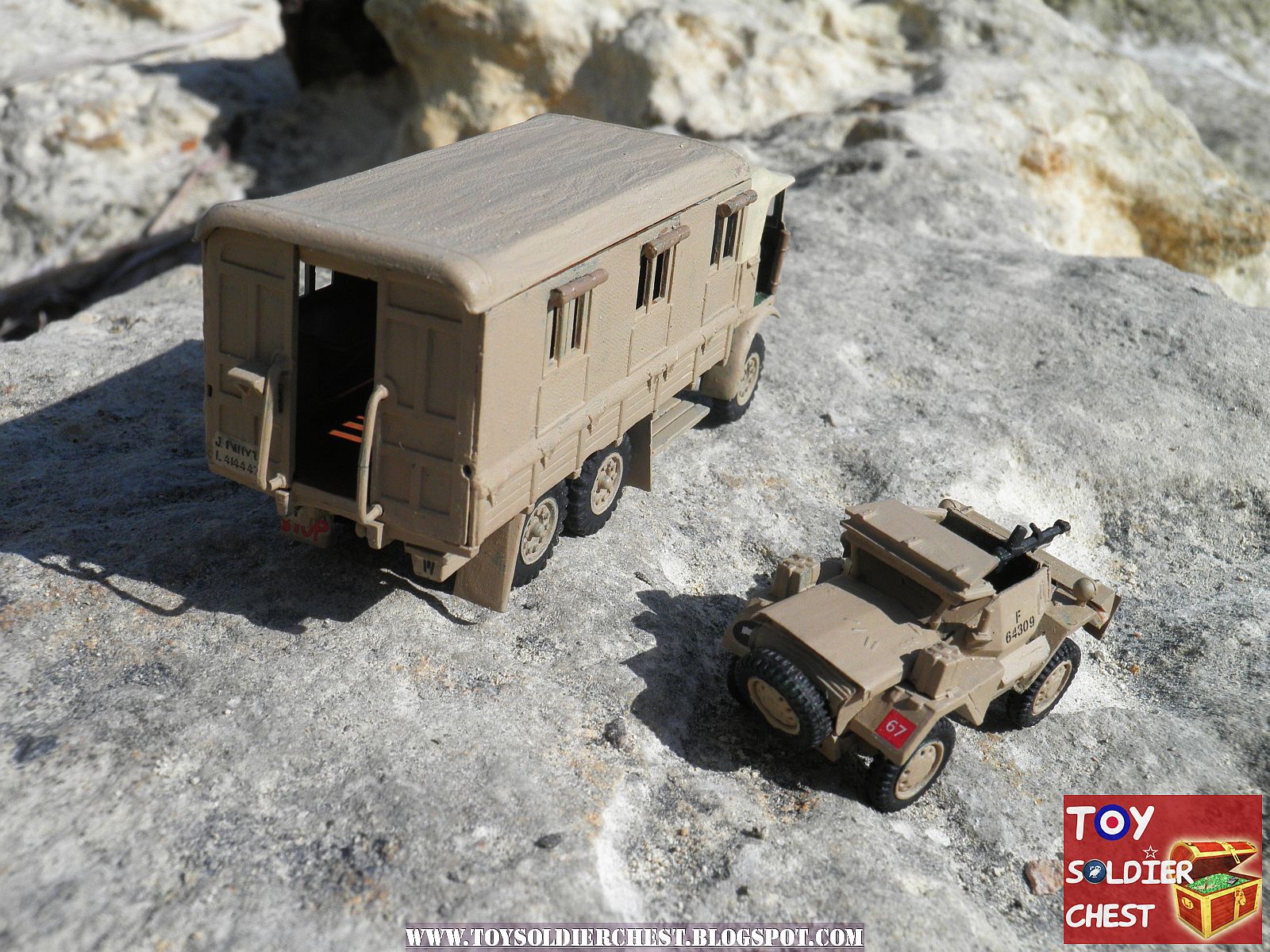 Toy Soldier Chest: Review; Monty's Caravan + Dingo Revell Matchbox 1/76 ...