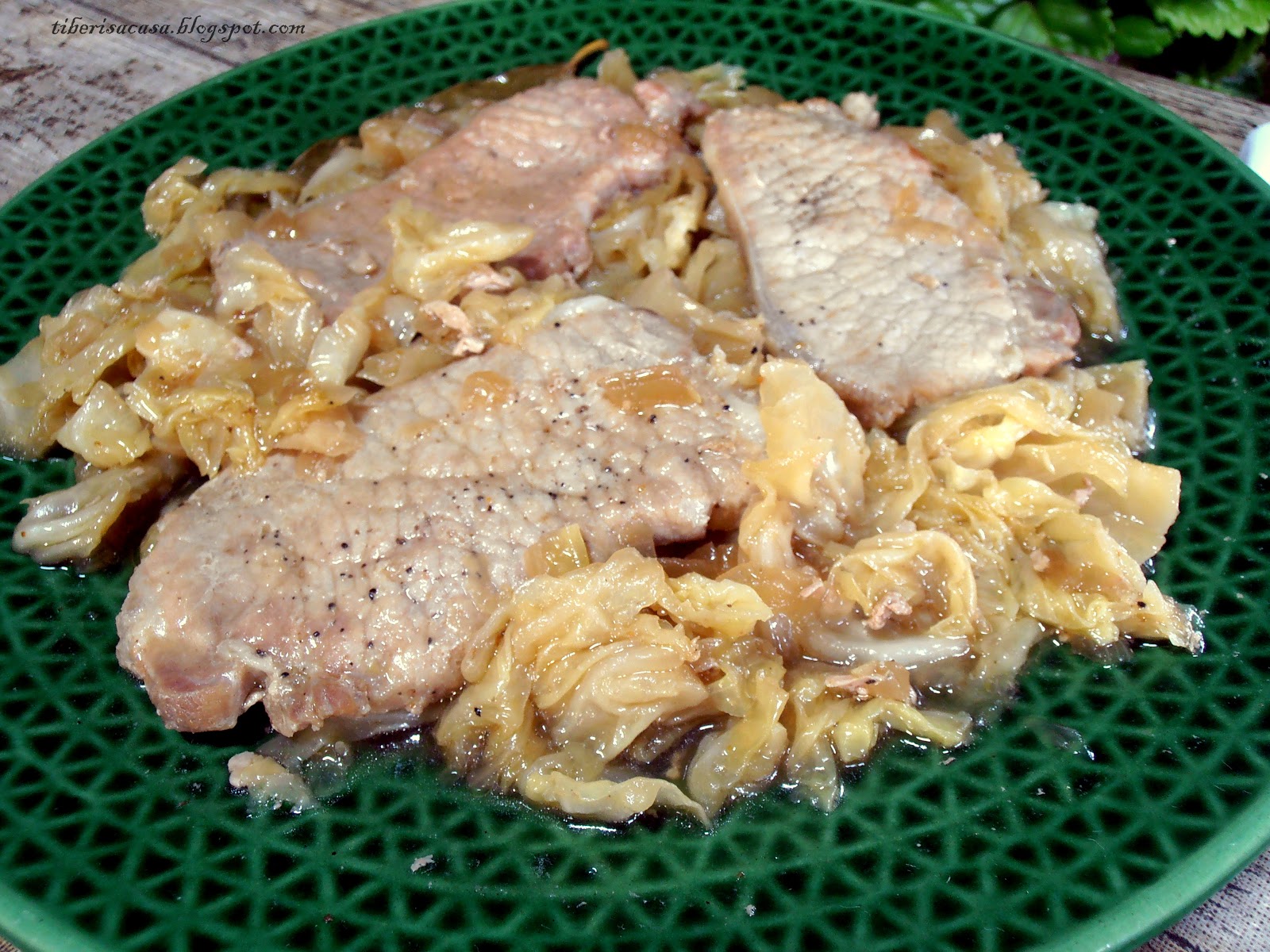 TIBERIS : ~~Llom amb col ~~Lomo con col