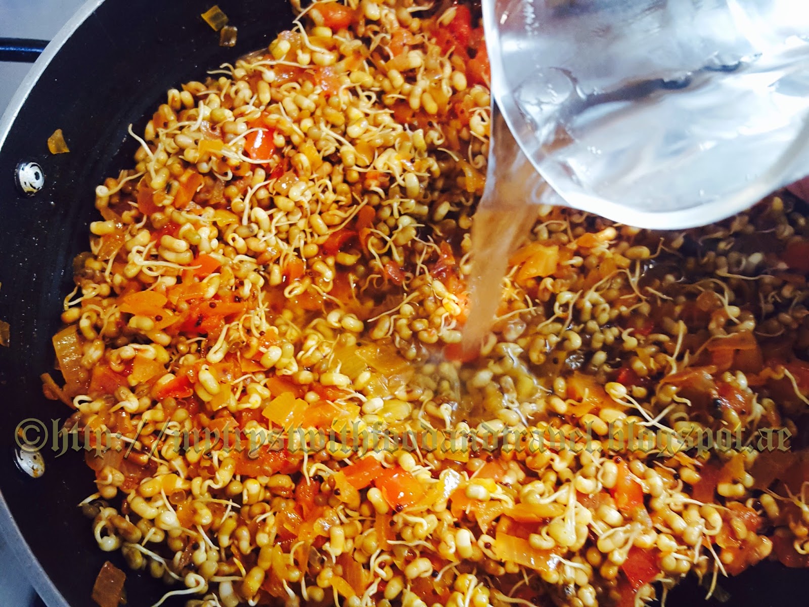 My Tryst With Food And Travel: Matki Chi Usal Recipe / Moth Bean ...