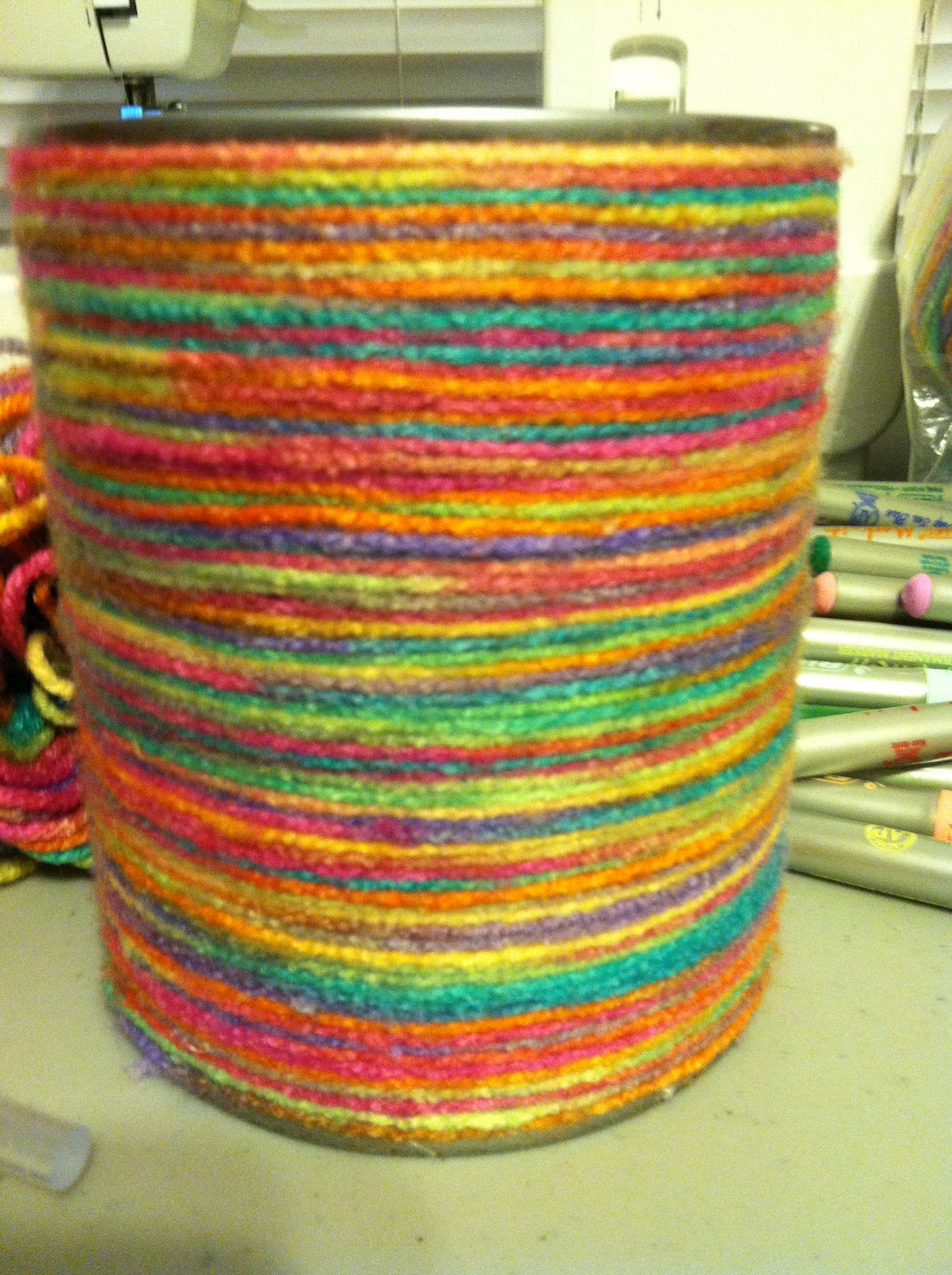 Crafting with Natalie: Yarn-Wrapped Can