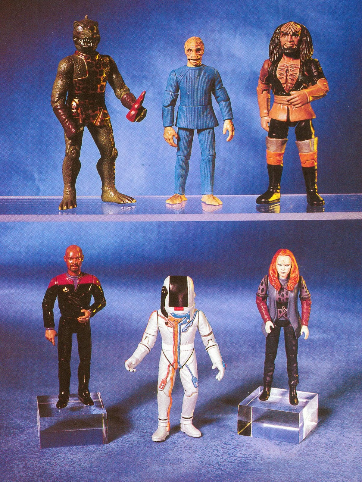 UP CLOSE & PLASTIC: Star Trek Playmates Figures at Toyfare 1997 UP CLOSE & PLASTIC: Star Trek Playmates Figures at Toyfare 1997