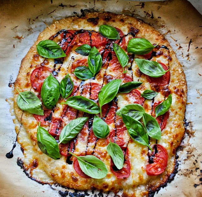 Widelce: Pizza caprese