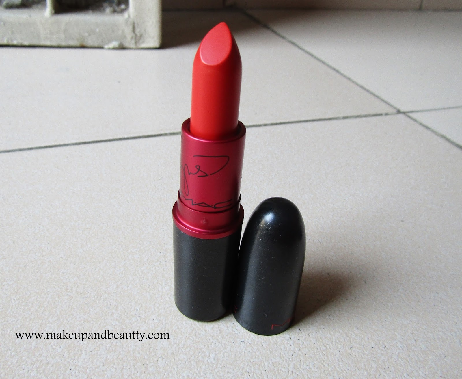 Makeup and beauty !!!: MAC VIVA GLAM MILEY CYRUS 2:-