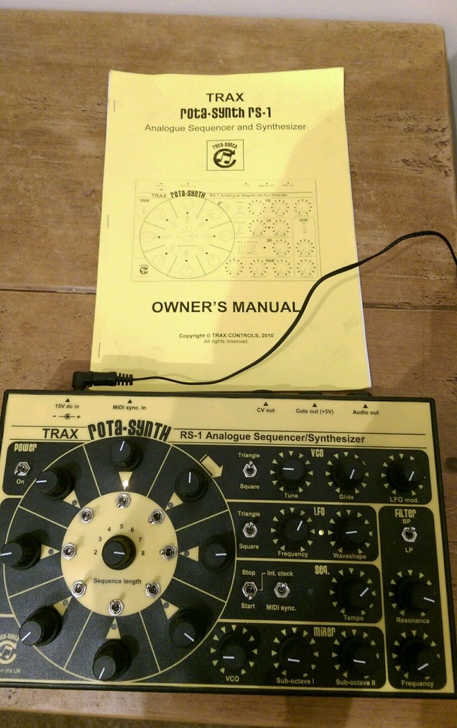 MATRIXSYNTH: Trax Rota Synth RS-1 Analogue Sequencer/Synthesizer