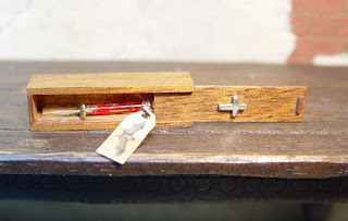 erickaV Miniatures: Vampire and Apothecary chests