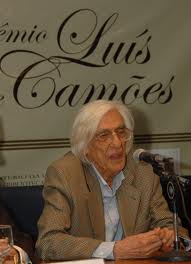 Português: "Não há vagas" - Ferreira Gullar