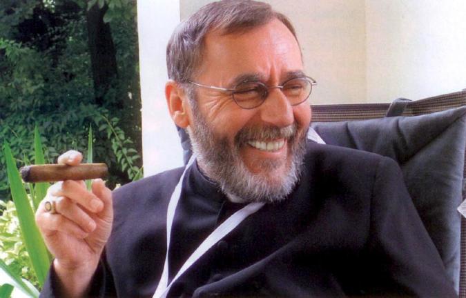 St. Holger's Cigar Club: Smoking Priests