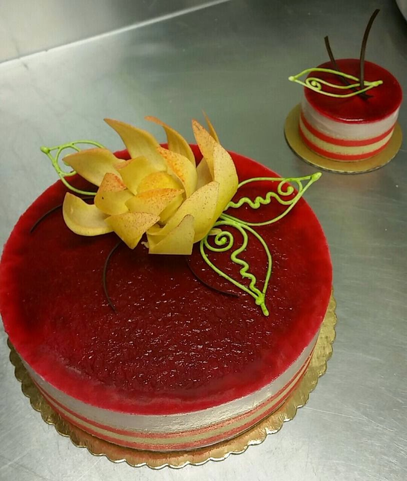 Pastry by Natalia : Entremets and Petit Gateuaxs