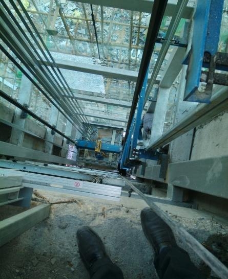 elevator : The main components of the vertical elevator