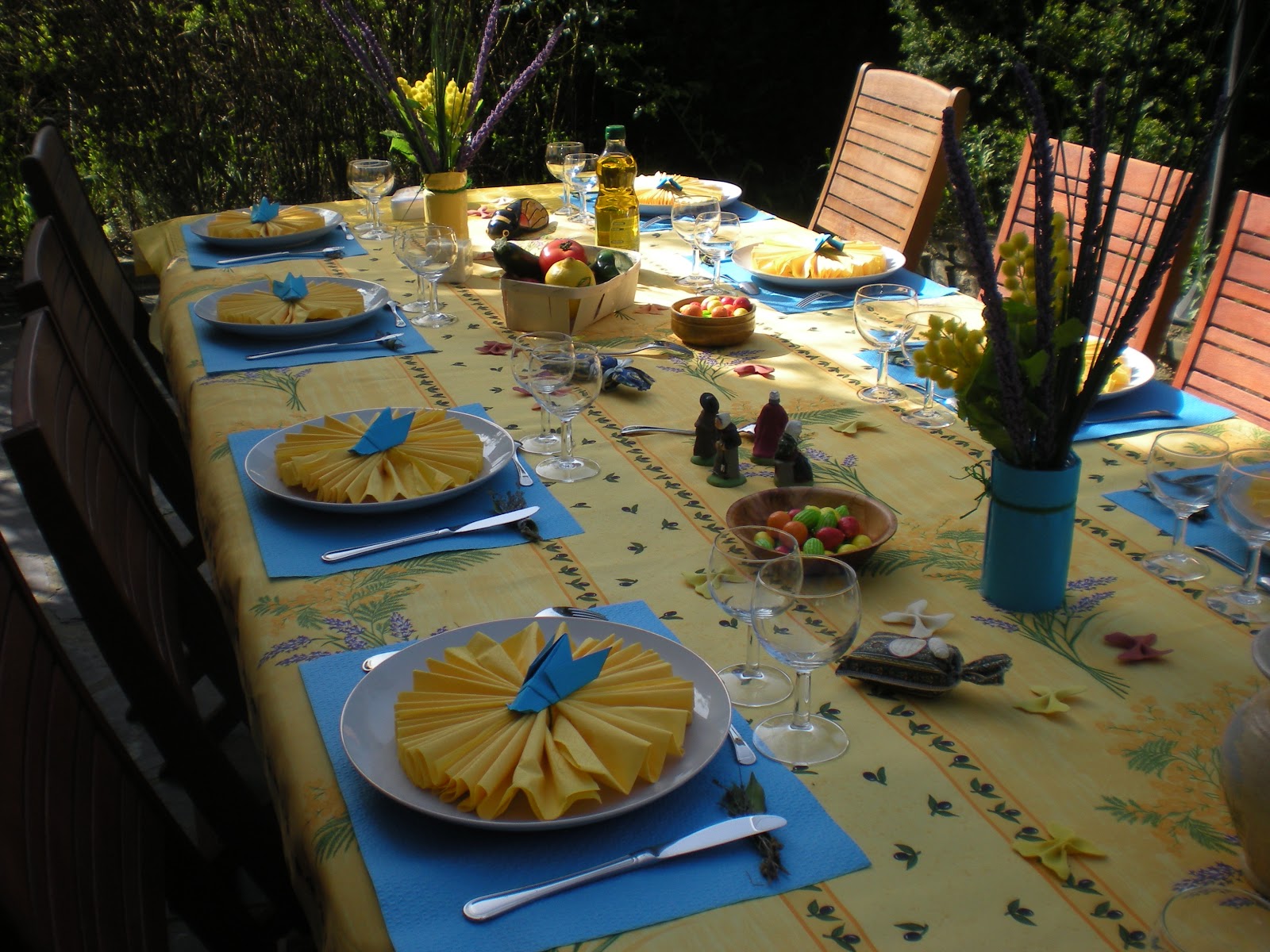 Déco de table à thèmes: Déco "provençale"