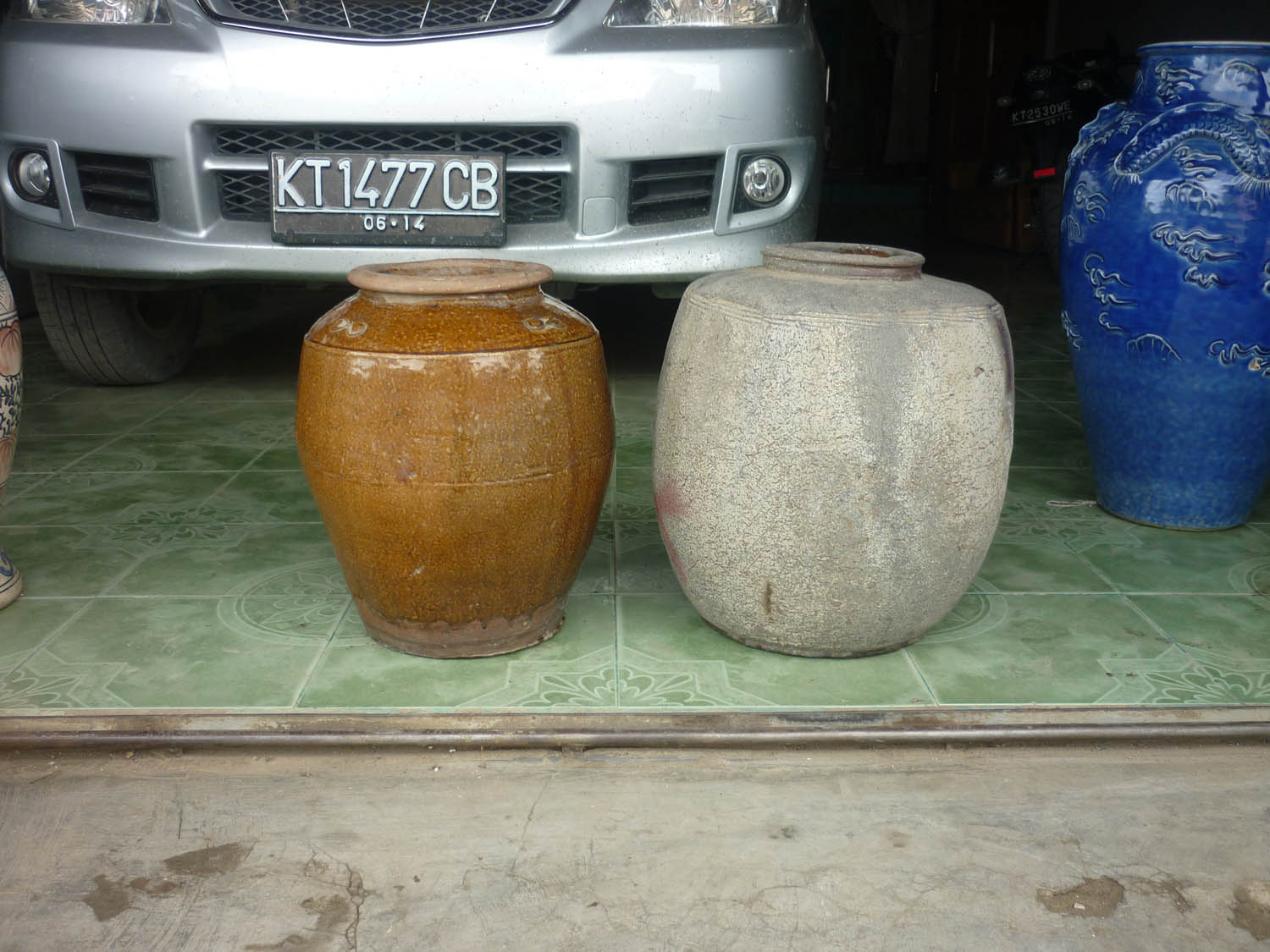 Guci-Guci Antik ~ Antik Mistik Kutai